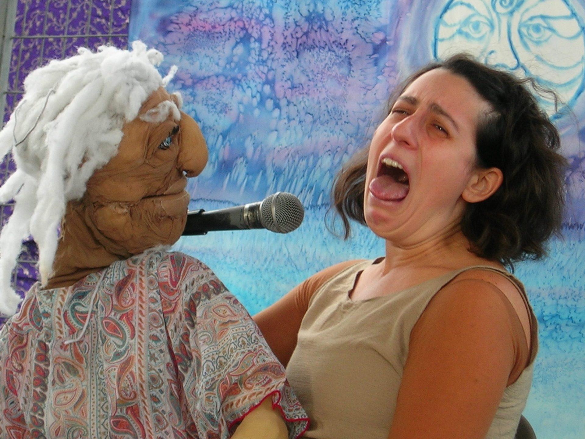 Maggie Winston - Association québécoise des marionnettistes